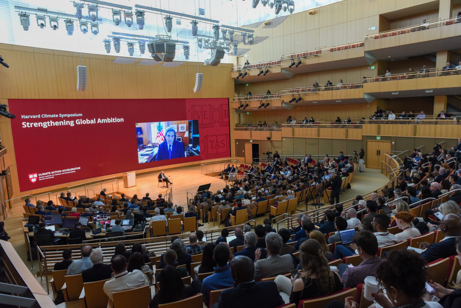 Harvard Convenes Leaders at a Climate Crossroads - The Salata Institute