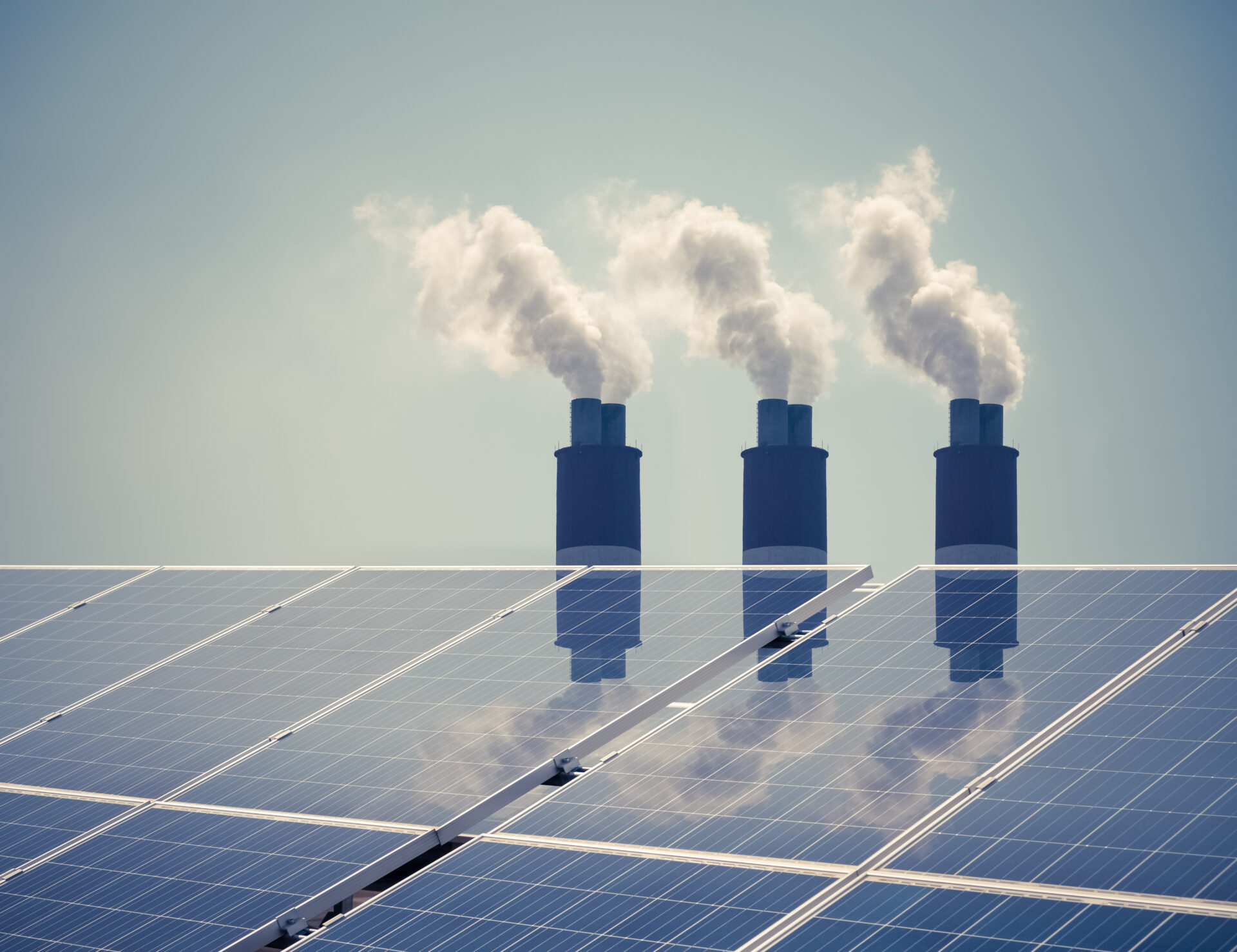 Solar panels cut CO₂ emissions. Here’s where they make the most ...
